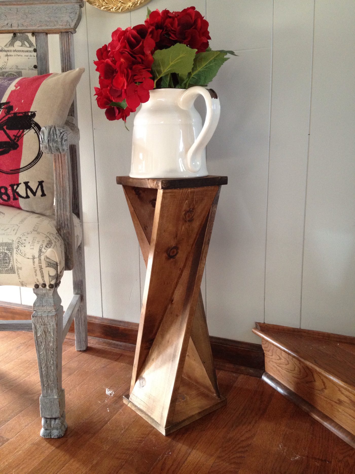 How to Build a Twisty Table