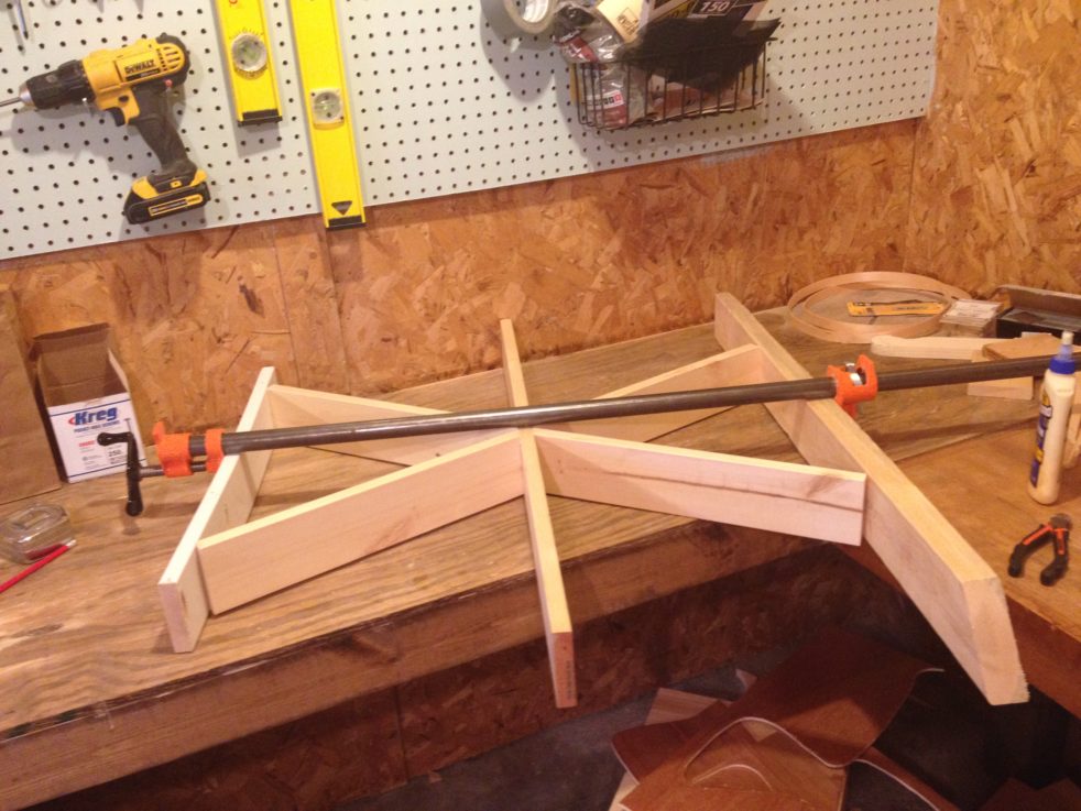 DIY Snowflake Shelf {In 4 Easy Steps!} Easy Christmas DIY!