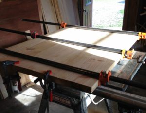 How to Build the Easiest Desk Ever