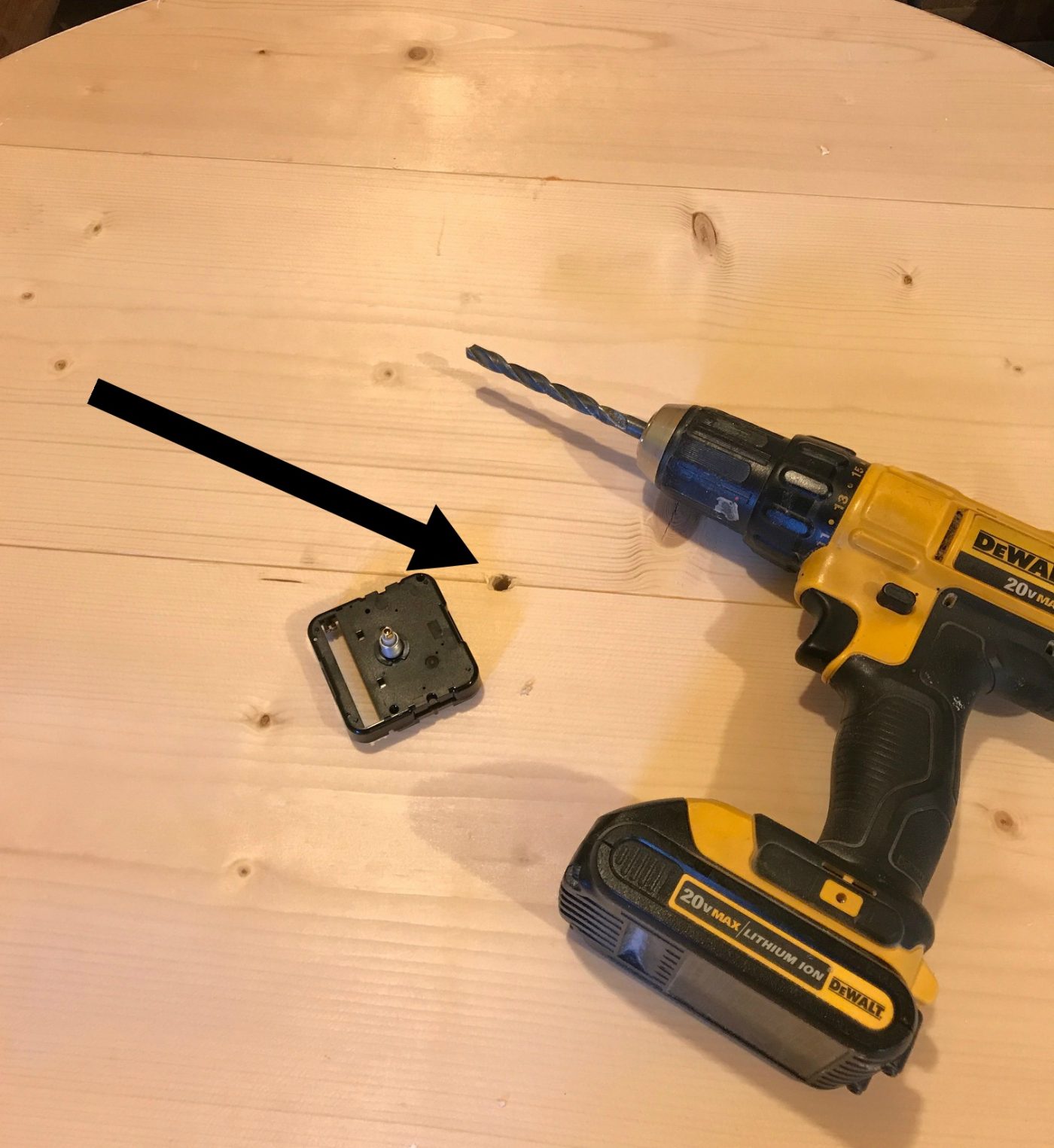 How to Make a DIY Wooden Wall Clock