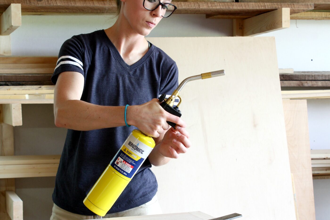 How to Make a DIY Wood + Metal Wall Clock {Video Tutorial}