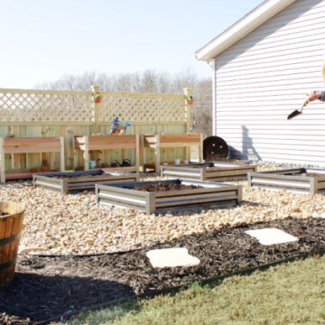 Easy to Build DIY Outdoor Pet House {For Outdoor Cats or Dogs!}