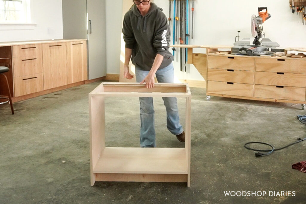 DIY Library Bookshelf with Desk --PRINTABLE BUILDING PLANS!