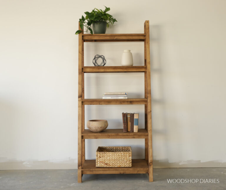 DIY Ladder Bookshelf | BUILDING PLANS
