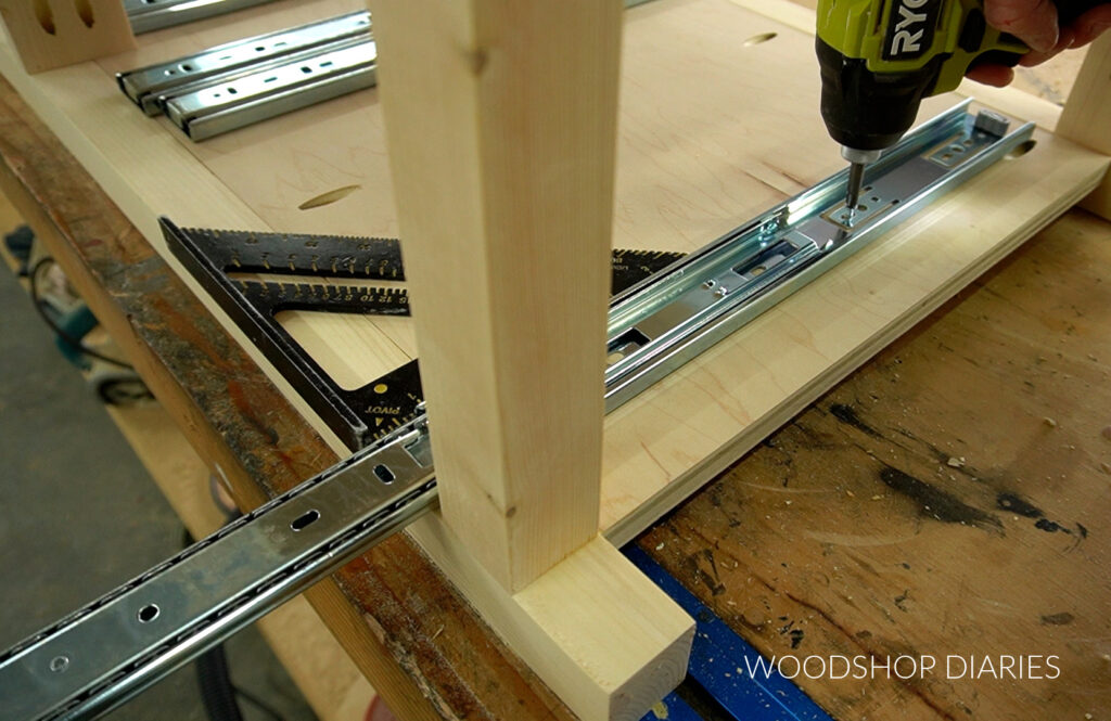 Simple DIY End Table with Drawers | BUILDING PLANS