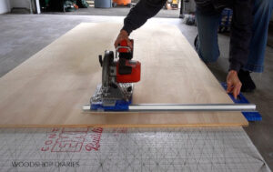 The Easiest Way to Cut Down Plywood Sheets Without a Table Saw!