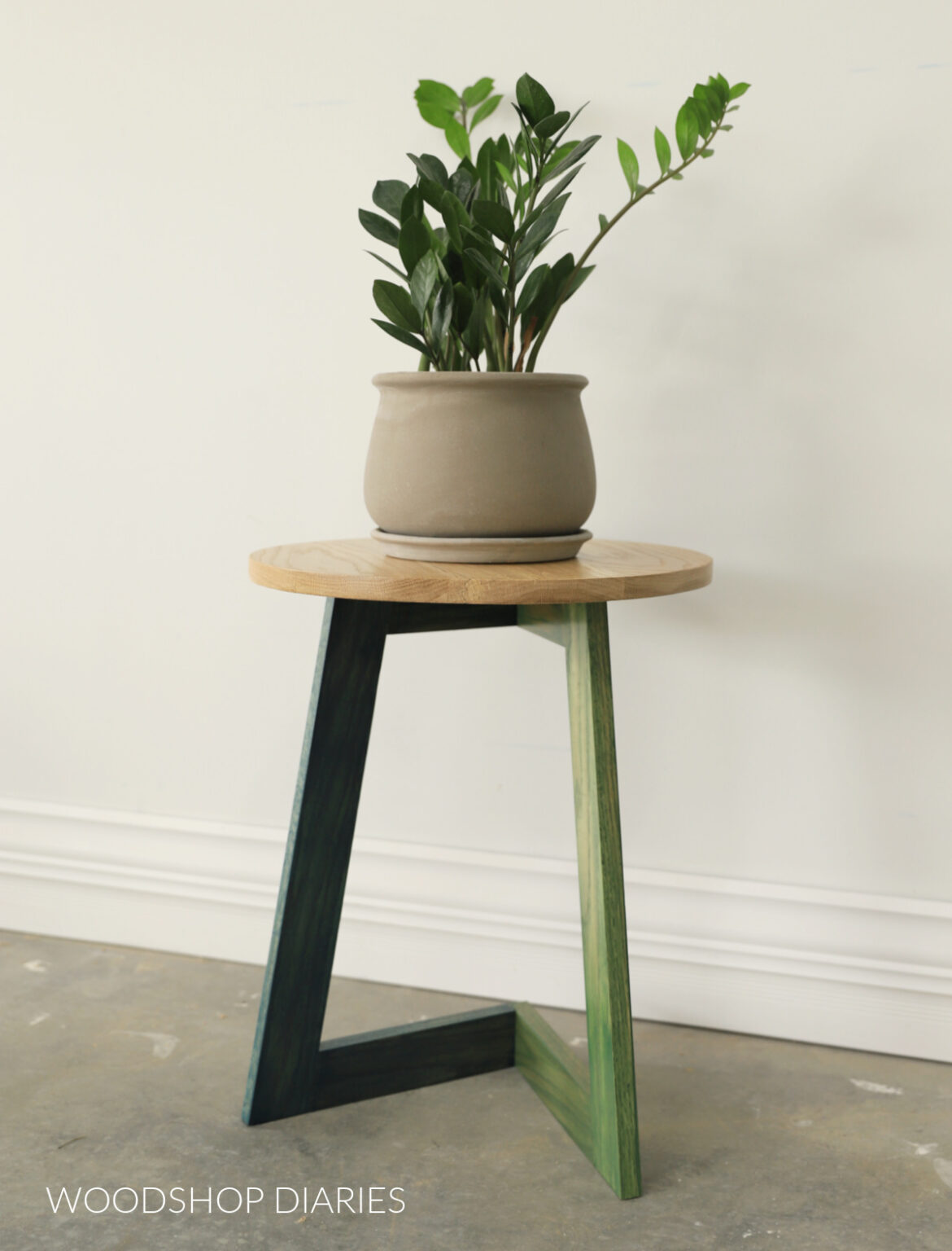Modern DIY C Table | Made from Just 1 Board!!