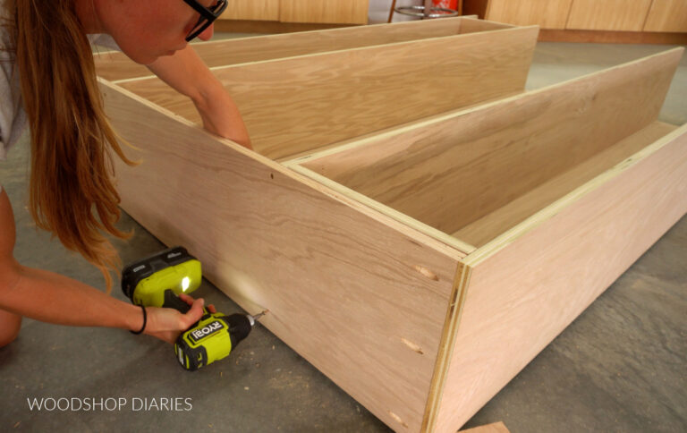 How to Build a Classic Bookcase | with BUILDING PLANS